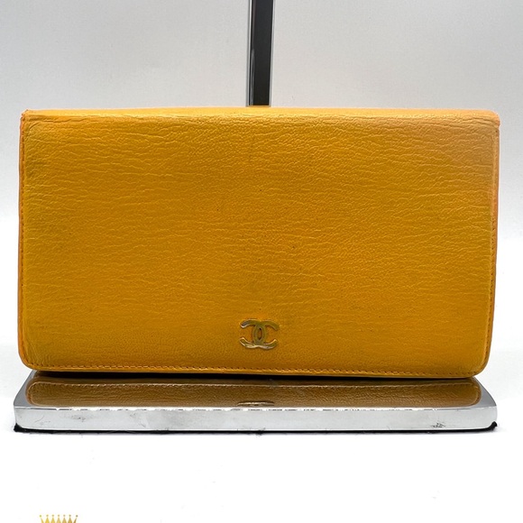CHANEL | Bags | Chanel Bifold Wallet | Poshmark